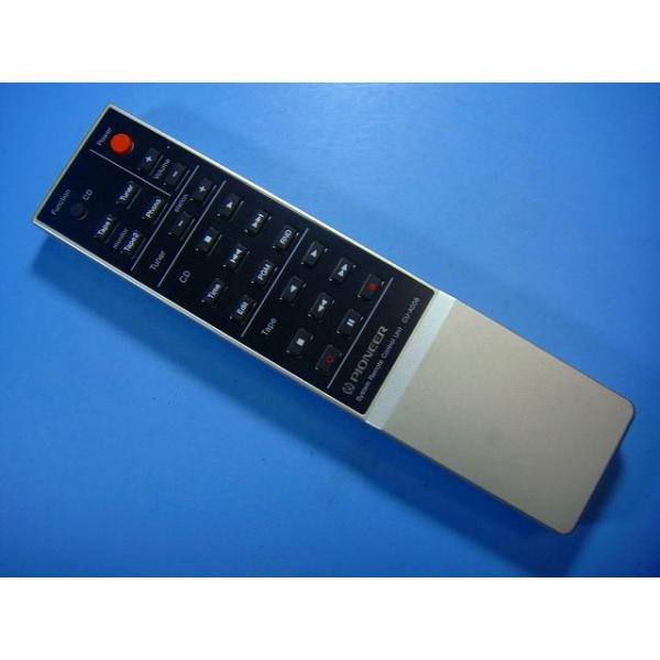 メーカー：パイオニア型番：CU-A008付属品：本体（写真内の物ですべてになります）【商品の状態】使用感、スレキズ、日焼け、汚れ等あります。全ボタン赤外線による動作確認OKでした。不具合がある場合は下記に記載致します。不具合：なし