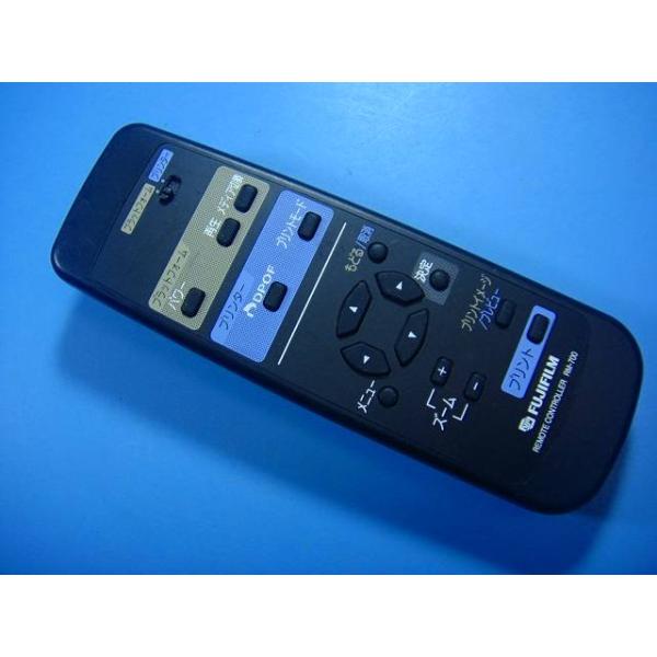 メーカー:FUJIFILM型番：RM-700 付属品：本体（写真内の物ですべてになります）【商品の状態】使用感、スレキズ、日焼け等あります。全ボタン赤外線による動作確認OKでした。不具合がある場合は下記に記載致します。不具合：なし