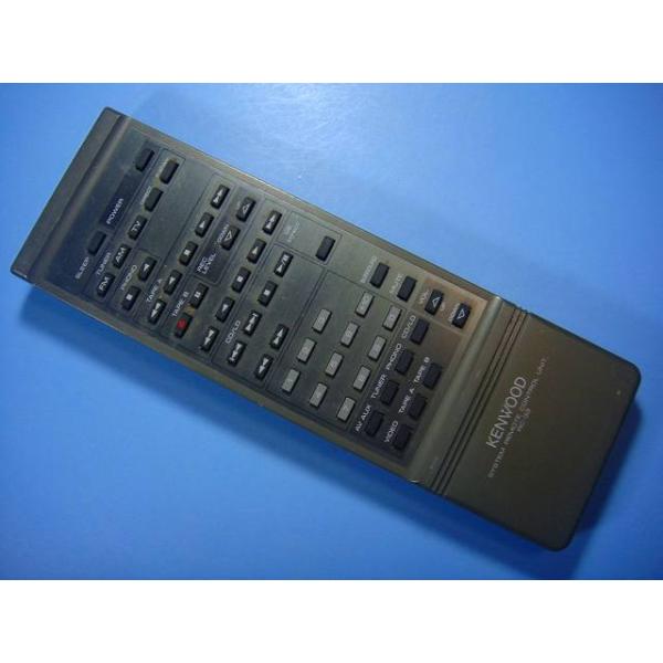 メーカー：KENWOOD型番：RC-33付属品：本体（写真内の物ですべてになります）【商品の状態】使用感、スレキズ、日焼け等あります。全ボタン赤外線による動作確認OKでした。不具合がある場合は下記に記載致します。不具合：なし