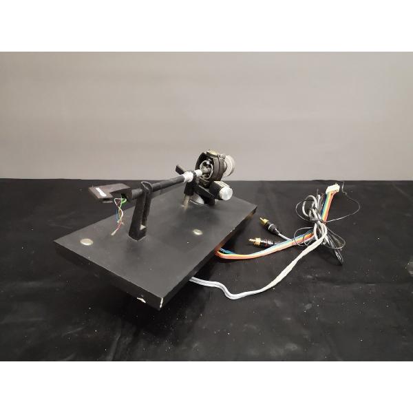 ■商品名THORENS TD126MkIII アーム部 単品※断線あり 現状品■動作保証期間：1週間（到着日より有効）※詳しくはページ下部の「保証について」をご覧ください●お支払い頂く金額（総額）について落札金額　＋　消費税　＋　送料　にな...