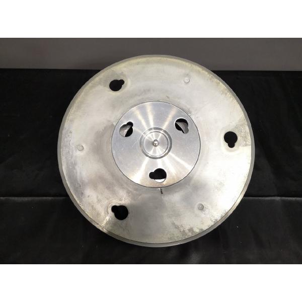 ■商品名THORENS TD165 インナープラッター＆アウタープラッターインナープラッター部の軸の太さ表側7mm / 裏側10mm■動作保証期間：1週間（到着日より有効）※詳しくはページ下部の「保証について」をご覧ください●お支払い頂く金...