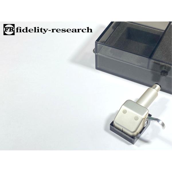 メーカー：fidelity-research  型番：FR-7f Silverモデル  針圧：2g〜3g    製品詳細  https://audio-heritage.jp/FIDELITYRESEARCH/etc/fr-7f.html