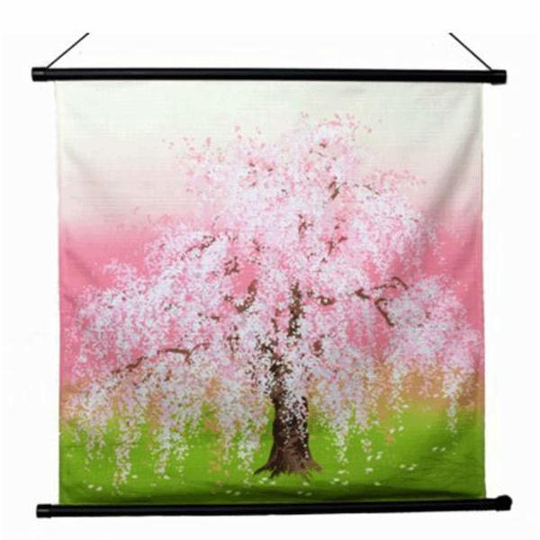 ◆ 布製で季節にあわせて飾れるタペストリーです。玄関やリビング、オフィス、店舗などに、季節のインテリアとして飾っていただきますと、四季が楽しめます。贈り物にも喜ばれると思います。箱はありませんが、ギフト包装は無料でさせていただきます。※棒と...