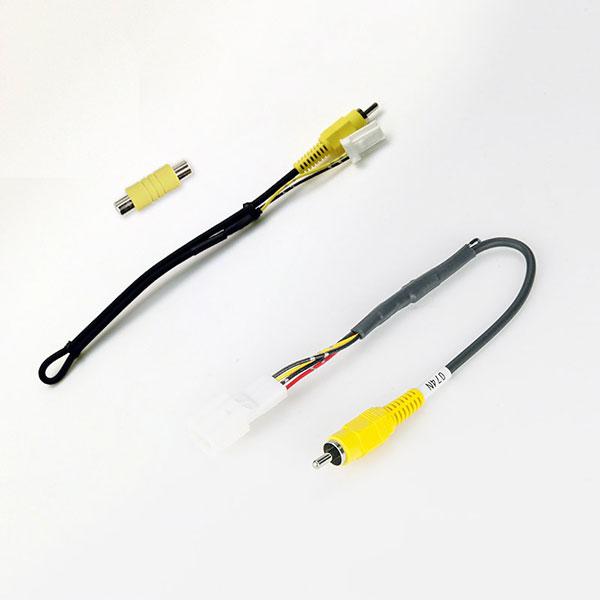 品番：RCS080Nメーカー名：データシステム品名：ツインビューキット商品説明：純正ルームミラーに映るアラウンドビュー映像を日産ディーラーオプションナビに映すためのアダプターです。映像信号：NTSC映像出力端子：RCAピン端子電源：DC12...