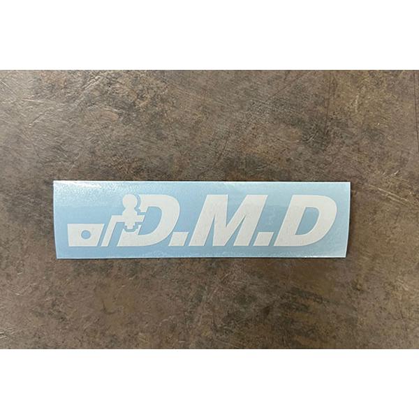 品番：logosticker-003品名：オリジナル ロゴステッカー(3)文字色：白サイズ：100mm×20mmディーエムディー トレーラー けん引 牽引 ボート ジェットスキー ヒッチカーゴ