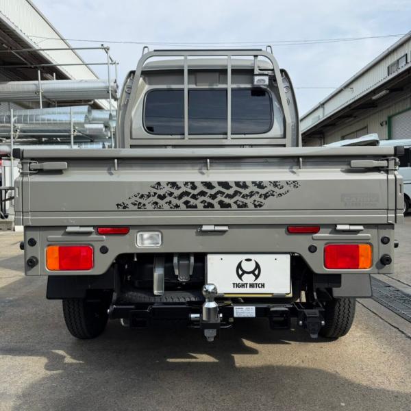 品番：9352-90メーカー名：TIGHT JAPAN タイトジャパンタイプ：スチールタイプ最大牽引能力：500kg最大垂直静止耐荷重：50kgマウント形状：スラントロー型ヒッチボールサイズ：ロングボールメインバー形状：ラウンドパイプ標準差...