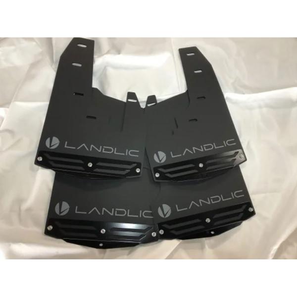 ■品番：LANDー3D5MFー002■カラー：ブラック■セット内容：1台分（4枚セット）