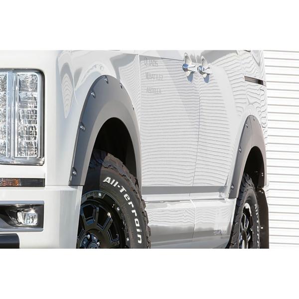 ■品番：B135306MBZ■仕様フェンダーガーニッシュ：ABS（塗装品：マットブラック_シボ塗装）　ダミーボルト：ABS、クロームメッキブラケット：ステンレス、t1.0、カチオン塗装■商品内容：フェンダーガーニッシュ（6ピース）、ダミーボ...