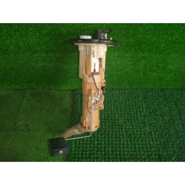 **** 商品説明を必ずご確認ください ****部品管理番号：000243012320600部品メーカー：デンソーメーカー純正品番：23210-87402-000部品名：フューエルポンプ部品メーカー品番：101961-5644部品区分：リサ...