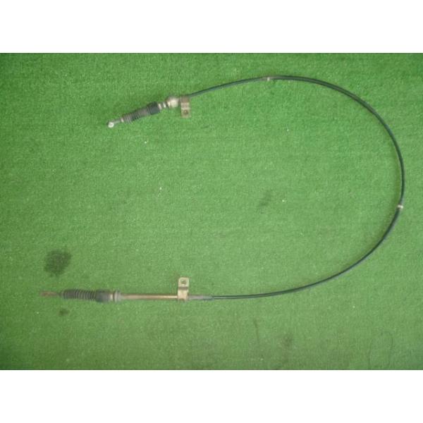 **** 商品説明を必ずご確認ください ****部品管理番号：000243012337850メーカー純正品番：33520-87401-000部品名：シフトレバー部品区分：リサイクル品車名：テリオスキッド車両タイプ名：5DJワゴン通称型式：J...