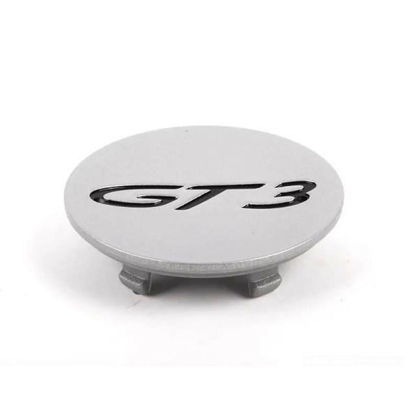 ポルシェ純正のホイールセンターキャップです。オリジナルでは、ポルシェ 996型911GT3と997型911GT3のホイールに装着されていたものです。シルバーの地色にブラックの”GT3”が映える印象的なセンターキャップ。劣化したり、傷ついてし...