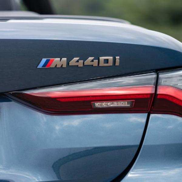 ヨーロッパで高い評価を得ているOEMメーカー、ULO社のBMW 4シリーズ G22／G26用の右側 インナー テールライトです。BMW 4シリーズ G22／G26の各グレードに適合します。・車体右側用・右側インナー テールライトの単品販売・...
