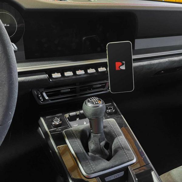 ポルシェ専用スマホ・マウント。911(992)の各グレードに適合するExactFit マグネット・スマホマウントです。マウントは専用ステーで固定します。しっかりと固定でき、ぐらつかず、さりげなく内装にとけこみます。取付はインテリアガーニッシ...