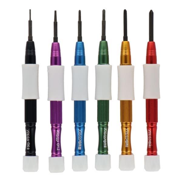 【特長】●メガネ・時計・ゲーム機などのメンテナンスに●サイズで色が違うから見分けやすい【仕様】●ケースサイズ：H152×W105×D24mm●重量：150g【セット内容】●−0.9／−1.2／＋000／＋00／＋0／＋1【材質】●ドライバー...