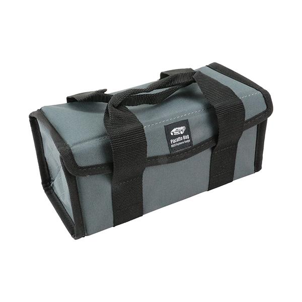 ■キャッチコピーパカットバッグがさらに進化しました。■用途工具・道具の収納。■機能使用しない時は折りたためます。使用時はトレー状に開くので収納物が取り出しやすいです。■仕様●サイズ：260mm×130mm×130mm。●カラー：グレー。■材...