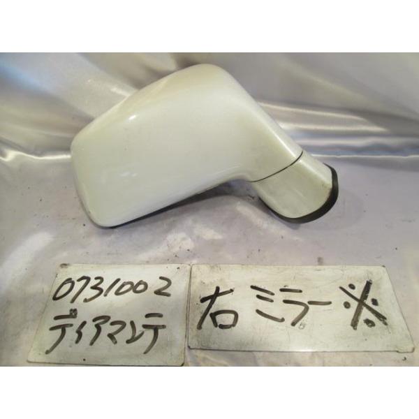 **** 商品説明を必ずご確認ください ****部品管理番号：000482112013500メーカー純正品番：MR771837部品名：右サイドミラー部品区分：リサイクル品管理品番：400597部品カラー：パール車名：ディアマンテ車両タイプ名...