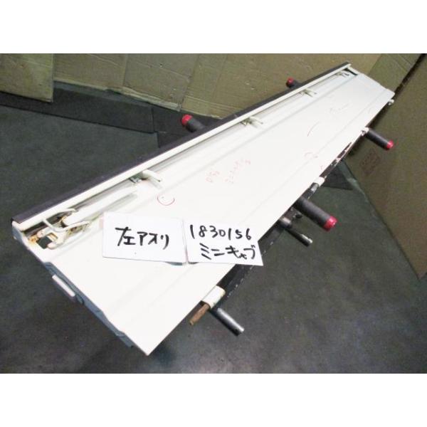 **** 商品説明を必ずご確認ください ****部品管理番号：001436212916100メーカー純正品番：MB408553部品名：左アオリ部品区分：リサイクル品管理品番：410111車名：ミニキャブ車両タイプ名：トラック認定型式：M-U...