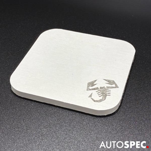 ABARTH コースター　グレー珪藻土が配合されたコースターが入荷◎刻印されたデザインはコースターの用途ではなく机にあるだけでオシャレさアップです◎サイズ　：　約 9cm※素材の特性上、色味に個体差がございます。【お届け商品内容】　・コース...