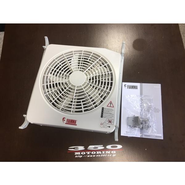 N3-K955 NV350キャラバン E26 換気扇 (小窓) 電動ファン エアーズロックジャパン ARJ E26 NV350 キャラバン ノーマルボディ E26 NV350 CARAVAN /E26 NV350 キャラバン
