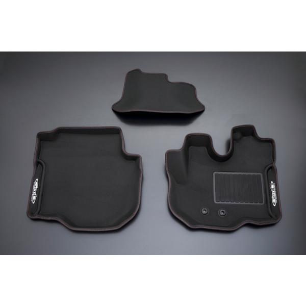 OMF01RC NV350キャラバン E26 ノーマルボディ コンフォートマット フロントセット ステッチ:レッド フロアマット 玄武 ゲンブ Genb E26 NV350 キャラバン ノーマルボディ E26 NV350 CARAVAN /...