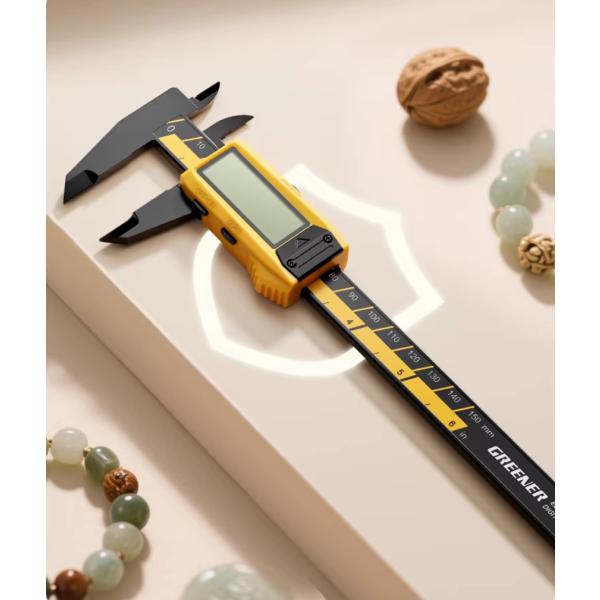 OAL計測に最適なデジタルノギスです。軽量で150mm長まで計測可能。リローディングに便利なミリとインチがワンタッチで変更可能。大画面、大きめの操作ボタンでベテランの方でも使いやすくなっています。中国メーカー直なので廉価に、国内廉価版よりち...