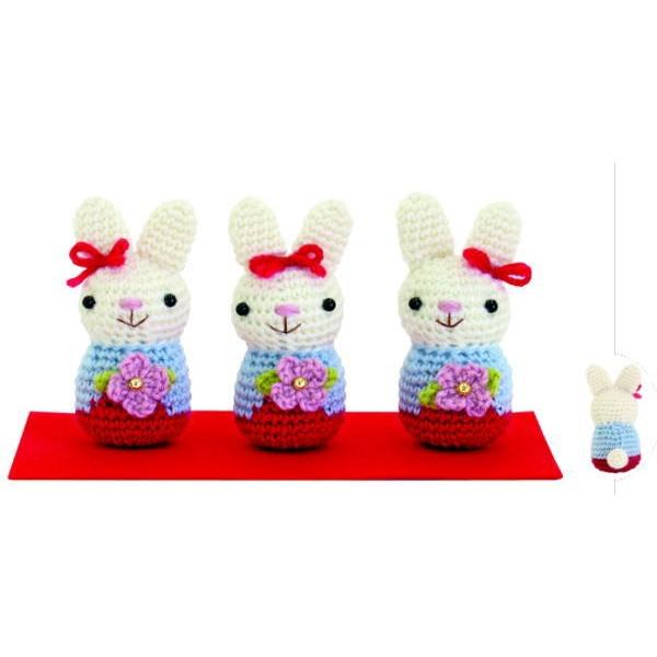 【サイズ】うさぎ雛：各約　高さ9cm×幅4.5cm敷物：縦10cm×横20cm※用具はキットに含まれておりません※メーカー取寄せ商品（5〜7営業日）になります。（事前通知なく廃番になる場合があります。）※実際の色目と多少異なる場合があります。