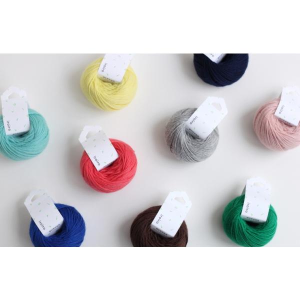爆買WEEK50色のカラーセレクトを見ているだけでもワクワクする「iroiro」。糸の色だけでなく名前にもこだわり、"フラミンゴ"や"ピスタチオ"など、名前を見ただけでパッと色がイメージできるような呼び名をつけました。色をセレクトしてつくる...