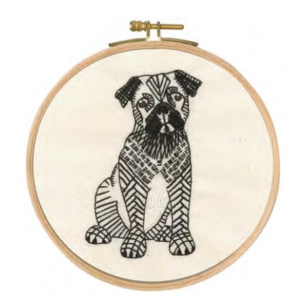 図案がプリントされた生地に刺しゅうをして、そのまま飾れる刺しゅう枠付きキットサイズ：15×15cm（刺しゅう枠）【キット内容】・刺しゅう布(図案プリント済み)・刺しゅう糸・刺しゅう枠（15cm)・針・簡単な説明書※実際の色目と多少異なる場合...