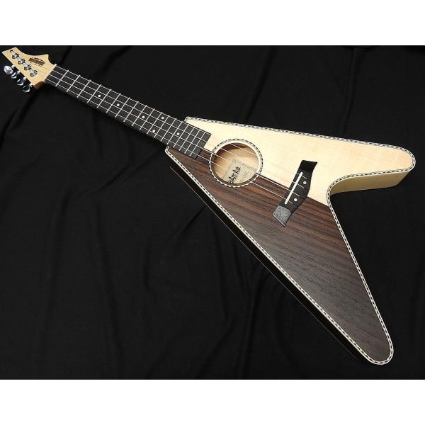 ハードロックとハワイアンの融合です。オフセットのＶシェイプスタイルが、目に飛び込むインパクト” ” のウクレレです。ハードなリフ?テクニカルな早弾き?ウクレレでプレイしませんか？大きめのダイヤモンドポジションマークに14フレットジョイントフ...