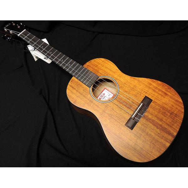 Hawaiian Koa Glossシリーズがサテンフィニッシュへと仕様変更されリニューアルされました。Satin Hawaiian Koa シリーズは、ハワイアン・ウクレレに使用される木材の中でも最も伝統的なハワイアン・コア材を採用してい...