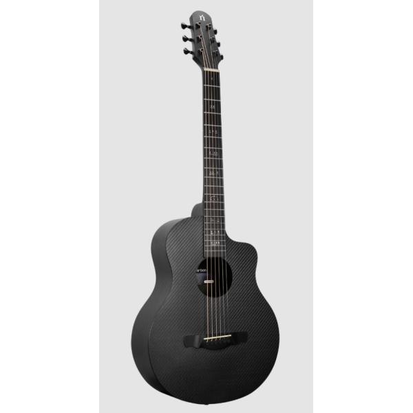 X-Carbonは、新開発の3Kカーボンファイバー・ボディを採用。振動減衰が非常に低いため、音の伝達が機敏でクリア。音色を決定するブレイシングは木製で、カーボンファイバーとの完璧な融合により、シャープで豊かな倍音のサウンドを実現しています。...