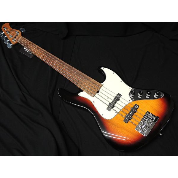 スタイリッシュなディンキーシェイプ ジャズベースタイプの代表格であるsadowsky Metro Expressの新仕様モデル。ローステッドメイプルネックに加え、待望のSadowskyロゴを採用。JJピックアップ仕様にアクティブプリアンプを...