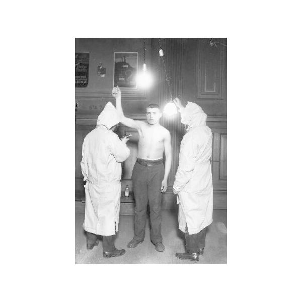 ■こちらの商品は海外倉庫からの取り寄せとなるため、お届けまでに5〜14営業日程度のお時間をいただいております。■ご注文後の取り寄せ状況はメールにて随時お知らせ致します。■稀に輸送による外箱のダメージや、税関検査による開封跡がある場合がござい...