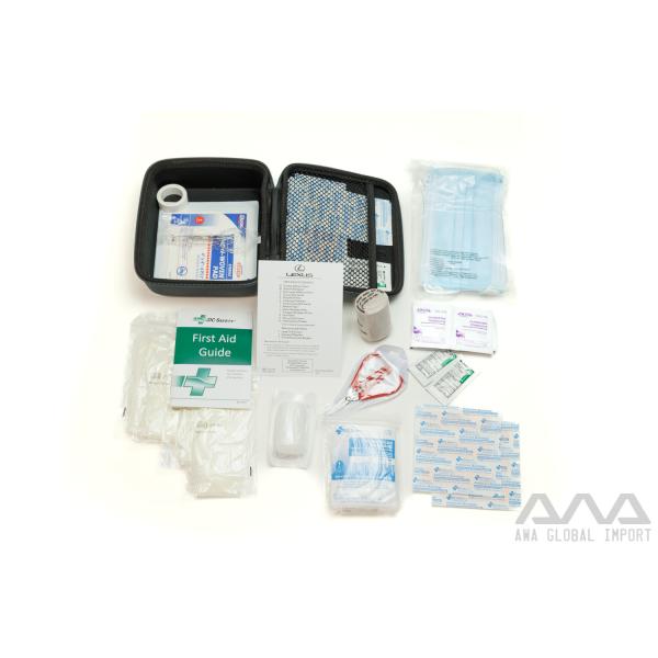 USレクサス純正ファーストエイドキット内訳　： 救急キット　1式色・材質　： ダークグレイ、網目状の硬質なナイロン編みサイズ　： 約18cm x 15.5cm x 6.5cm北米レクサス純正の救急キット。かつては国内車両にもオプションであり...