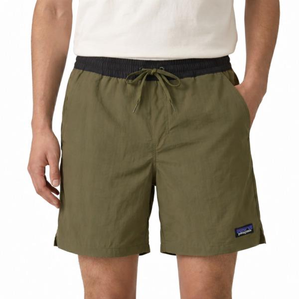 パタゴニア パンツ バギーズ ライト 6インチ ハーフパンツ カーキグリーン メンズ PATAGONIA 58049 BSNG M'S BAGGIES LIGHTS 6 IN. BASIN GREENPATAGONIA（パタゴニア）のハーフ...