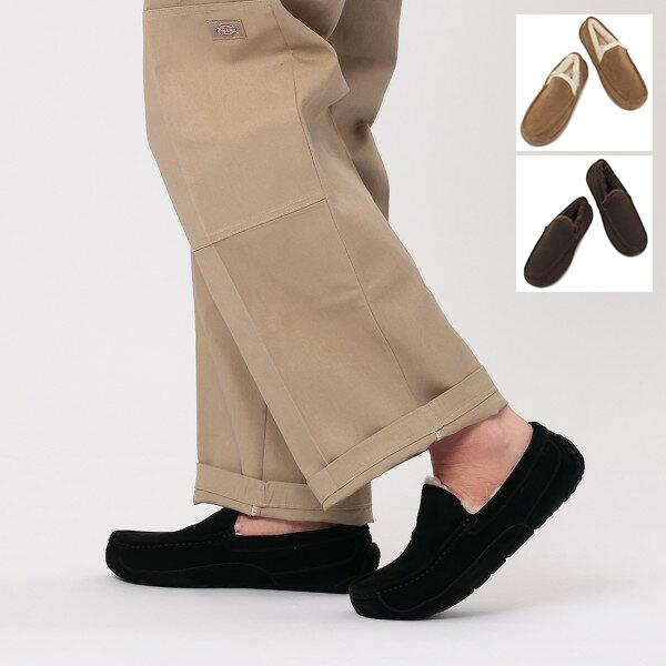 アグ デッキシューズ モカシン スリッポン アスコット ムートン メンズ UGG 1101110 ASCOTUGG（アグ）のデッキシューズが入荷しました☆内部にふわふわとした素材を使用した、履き心地の良いスリッポンです。かかと部分にはアイコ...