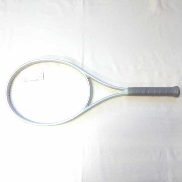 WILSON SHIFT 99 PRO（ウイルソン　シフト99 プロ）・ヘッド先端のエッジ部のフラットサイズを拡大し、横方向への曲げやすさを向上。・スロートとヨーク間の距離を最適化。・シャフトの長さと形状を調整し、ねじれ安定性を損なわずに縦...