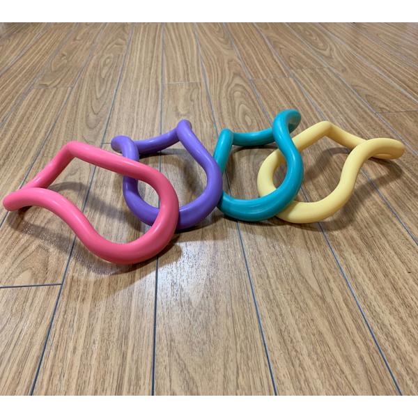 ソフト MAKI ストレッチ ストレッチグッズ ストレッチ用品 腰痛 グッズ 肩こり 解消 解消グッズ 冷え性 安眠 安眠対策用品 安眠グッズ デトックス エクササイズ フィットネス 筋膜リリース