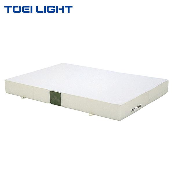 【商品名】エバーマット（ポリエステル帆布）・すべり止め付【型番】G2020【サイズ】150×200×20cm【重さ】12kg【素材】外被=ポリエステル4号帆布、芯材=ウレタンフォーム【メーカー】トーエイライト【備考】こちらの商品は、法人限定...