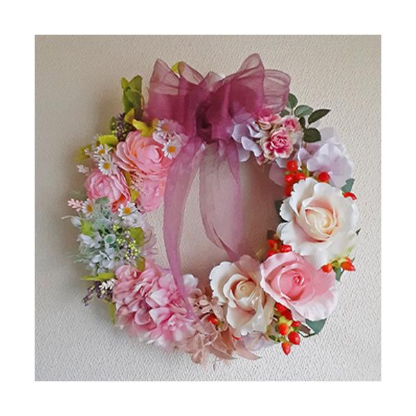 可愛いサイズの小さめリース。ちょっとしたお礼にも、自分だけのプライベートスペースにも、気軽に贈りたい、飾りたい場面で選ばれる小さめリース。人気のピンク・スタイリッシュなグリーン等いろんなカラーを揃え、可愛らしいラインナップで新発売です。※直...