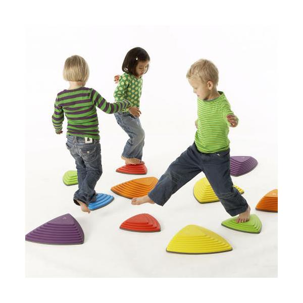 ★送料無料のお店です！※代引き不可、沖縄・離島は不可「正規品」コンセルバランス感覚を養い、子どもたちのチャレンジ精神を養います（関連：コンセル バランス育成具 とび石 リバーストーンズ CC53600　子ども　遊び　運動　誕生日　父の日　母...