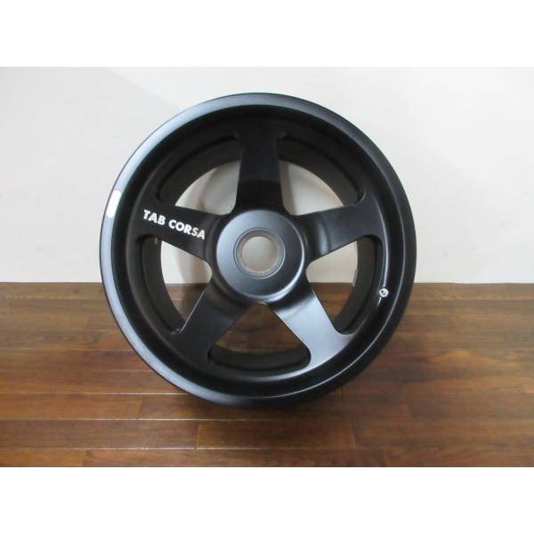 【送料無料・税込み】1本のみです。 ガリキズは見受けられず使用にともなう細かいキズ、汚れ程度で綺麗な状態です。18in10.5J+0 センターロックタイプ HUB66 カラー マットブラック