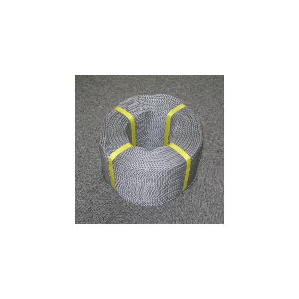 一般的な三ツ打ポリロープです。テント張り・物干し用・仕切り用などにもご利用ください。