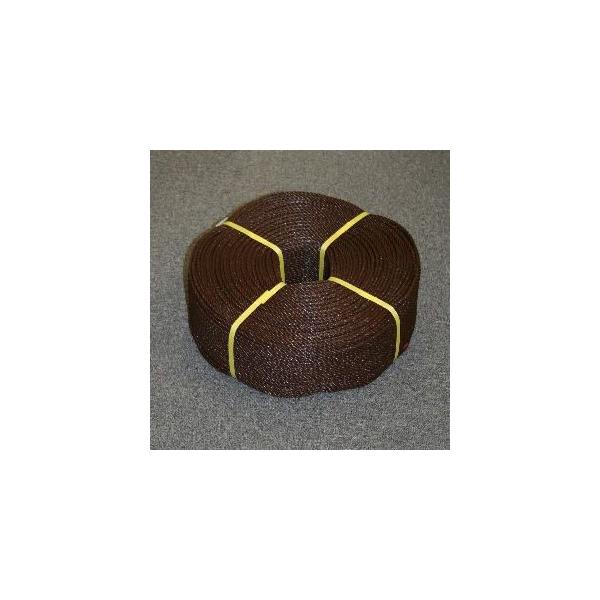 一般的な三ツ打ポリロープです。テント張り・物干し用・仕切り用などにもご利用ください。