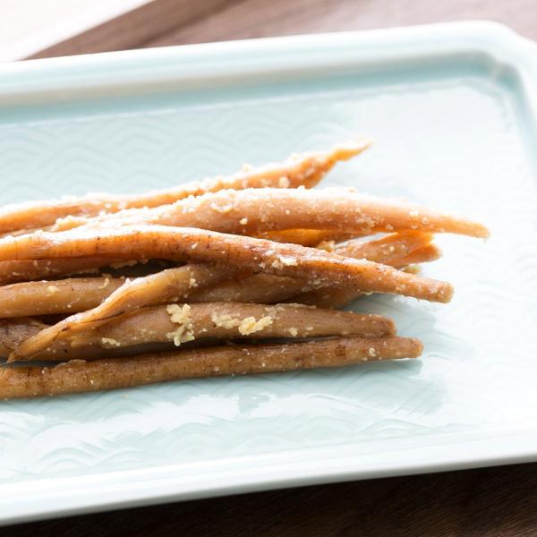 ※厚みの条件を満たせば、発送は【ネコポス】を優先します。※製造日都合により、出荷までに最長1週間程かかる場合もございます。贈り物等ご都合のあるお客様は、お早めにご注文ください。野生の芳香豊かな山ごぼうを、飛騨のこうじ味噌（自家製）で漬込んだ...