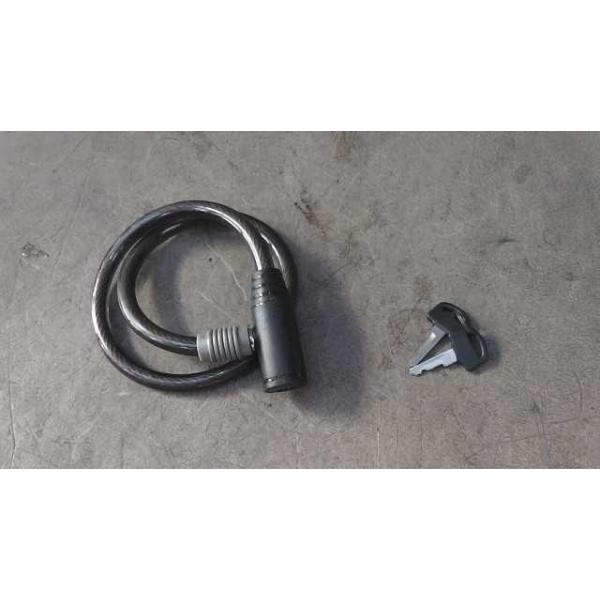 ■■スーパーディオ　AF27-2209xxx　の　ロックワイヤー■■ 中古品です、画像をよく見て御判断下さい。<br><br>車体番号AF27-2209xxx　より外しました。<br><br>...