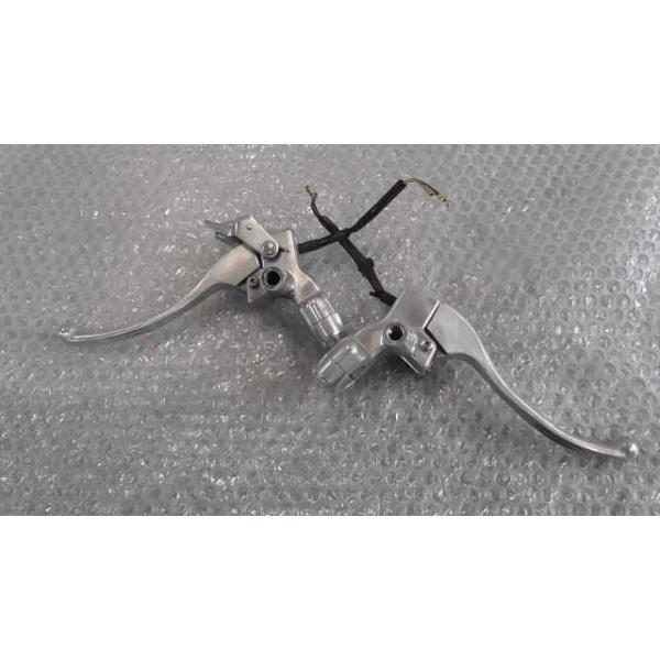 ■■TACT４スト　AF75　の ブレーキレバーホルダー 左右 M10■■ 中古品です、画像をよく見て御判断下さい。<br><br>車体番号AF75-1018xxx　より外しました。<br><br&...