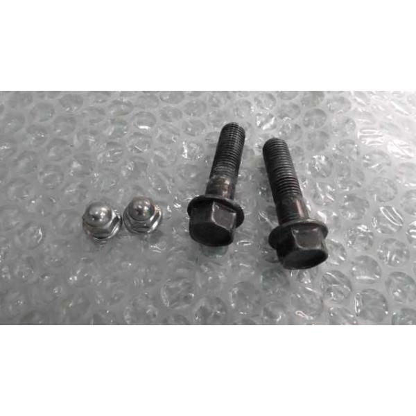 ■■ベンリィ　プロ　ESP　AA05-1102xxx　の　マフラーボルト■■ 中古品です、画像をよく見て御判断下さい。<br><br>車体番号AA05-1102xxx　より外しました。<br><br...