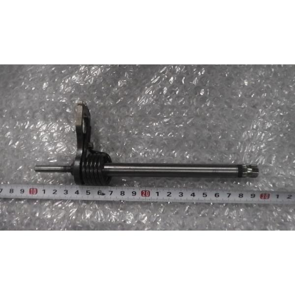 ■■グラストラッカー　NJ47A-132xxx　の　シフトロッド■■ 中古品です、画像をよく見て御判断下さい。<br><br>車体番号NJ47A-132xxx　走行距離17002km（メーター表示）より外しました。&...