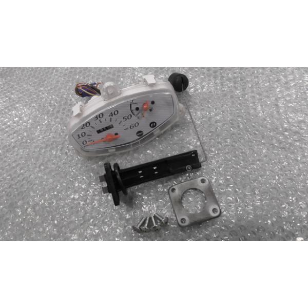 ■■レッツ５　CA47A-123xxx　の　メーター■■ 中古品です、画像をよく見て御判断下さい。<br><br>車体番号CA47A-123xxx　走行距離8629km＜メーター表示＞より外しました。<br&g...